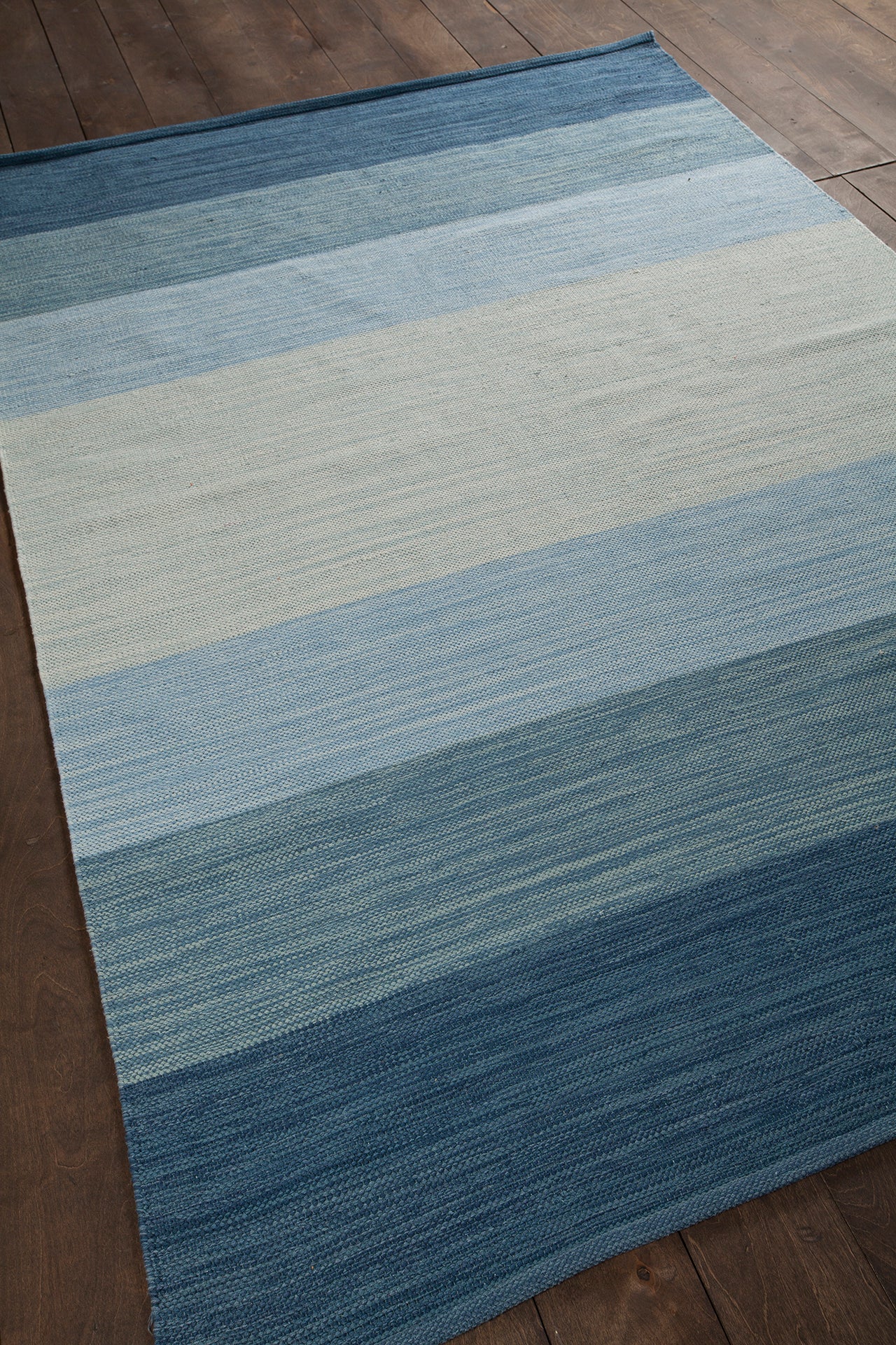 Chandra India IND-2 Blue Rug – Rugs Done Right