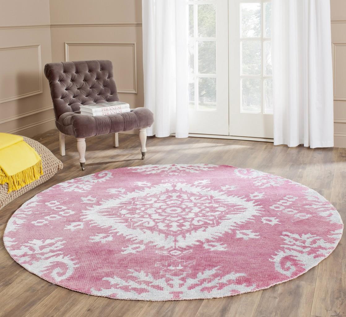 Fuschia | Contemporary Medallion Wool Rug with Silk Accents | Safavieh ...
